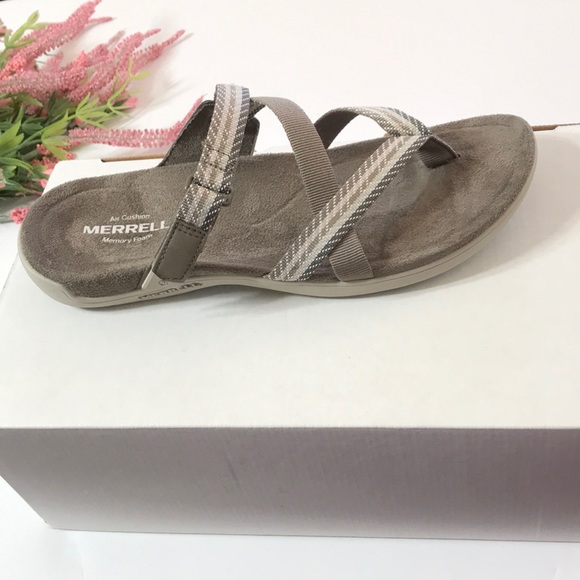 Merrell | Shoes | Merrell District Mendi Asymmetrical Thong Sandals ...